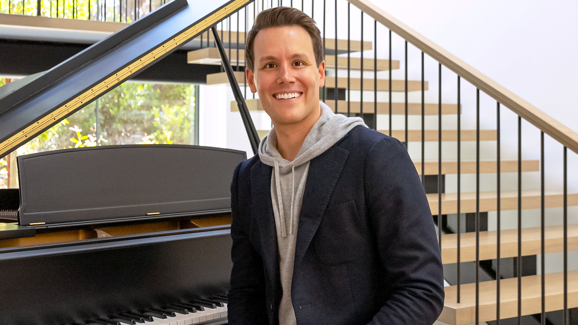 Guarda A-List Living gratis online | Pluto TV